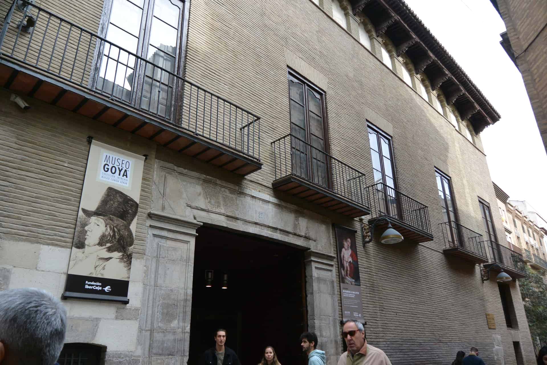 Goya Museum and the second Tapas in Zaragoza.