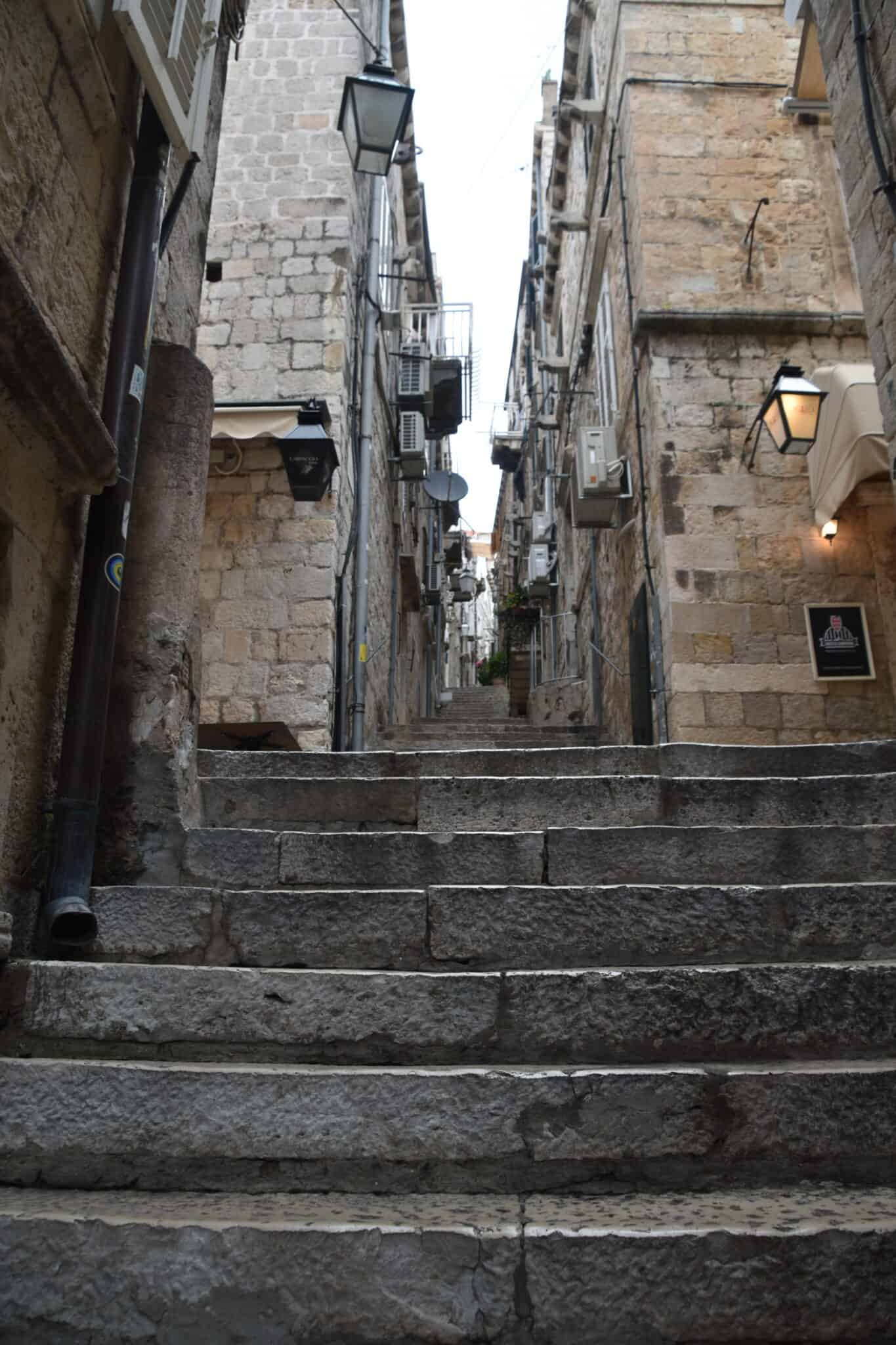Dubrovnik una bella città storica diventata troppo turistica e cara...